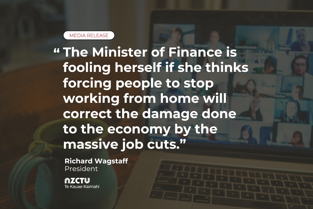 Government’s desperate decree to stop public servants working from home ...